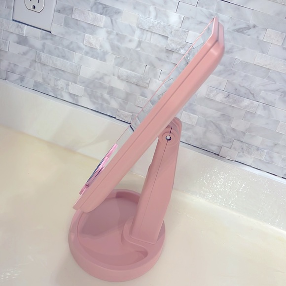 Disney | Makeup | Sale Ltd Edition Disney Stitch Adjustable Lightup Led ...